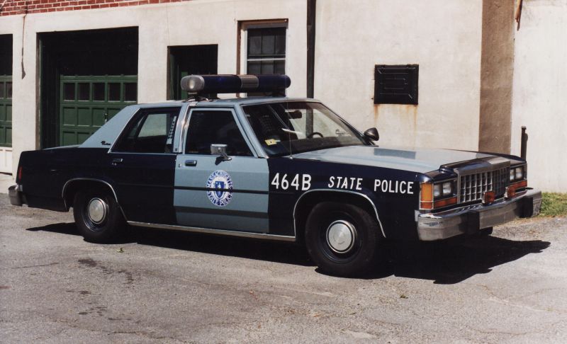 copcar dot com - The home of the American Police Car - Photo Archives