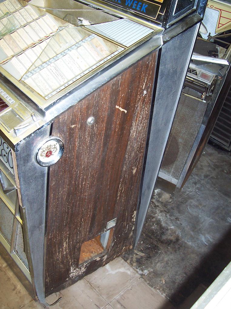 Photo: W2700-585843d | 1963 Wurlitzer 2700 Jukebox - S/N 585843 album ...
