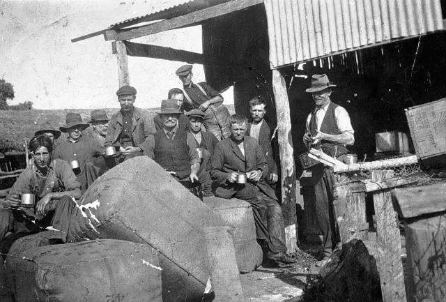 Photo: Shearers Smoko | Australian Shearing Sheds album | ooO(PETER)Ooo ...