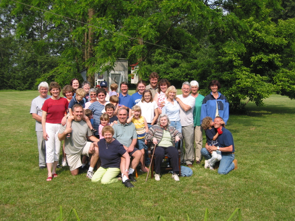 Photo: 119-1940 IMG | Selma Family Visits NJ_USA May 2002 album ...