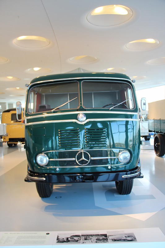 Photo: 1959 Mercedes Benz LP333 Pritschenwagen 00 | Mercedes Benz ...