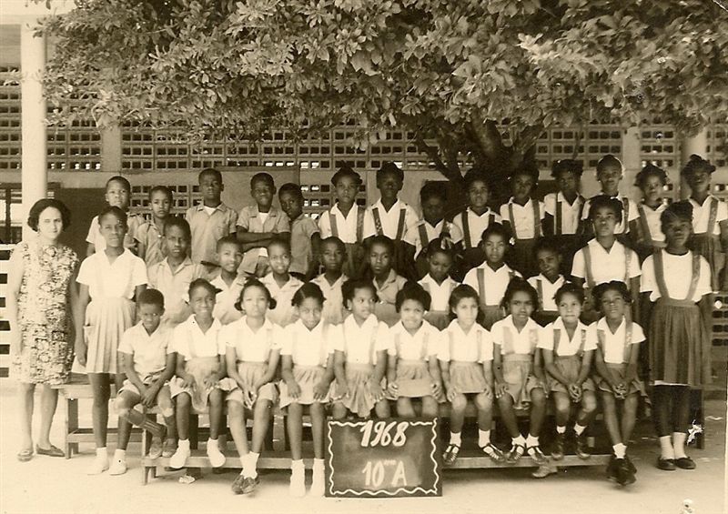 Photo: Ste Trinité, 10eme A, 1968 | Ste. Trinité & Collège St. Pierre ...