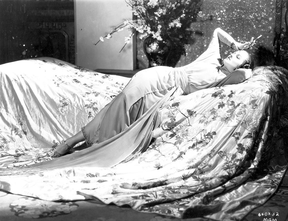 Photo: Myrna Loy The Mask of Fu Manchu (1932) | Actors album | Don | Fotki.com, photo and video ...