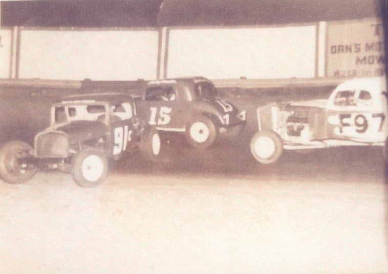 Photo: EARL ABTS FRIDAY HASSLER RED FARMER AT DIXIE SPEEDWAY | ACTION ...