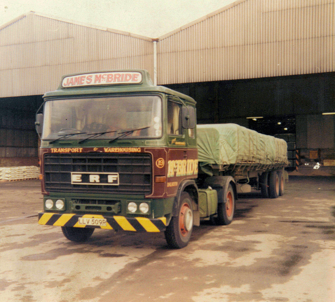 Photo: LLV 509R ERF B Series 4x2 unit Fleet Nr 19 | James McBride ...