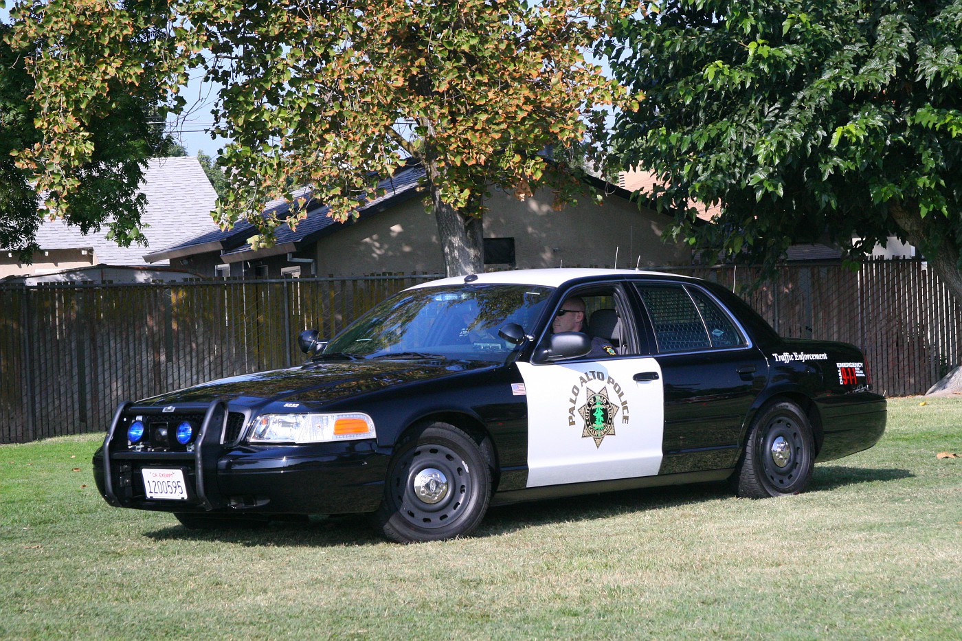 copcar dot com - The home of the American Police Car - Photo Archives