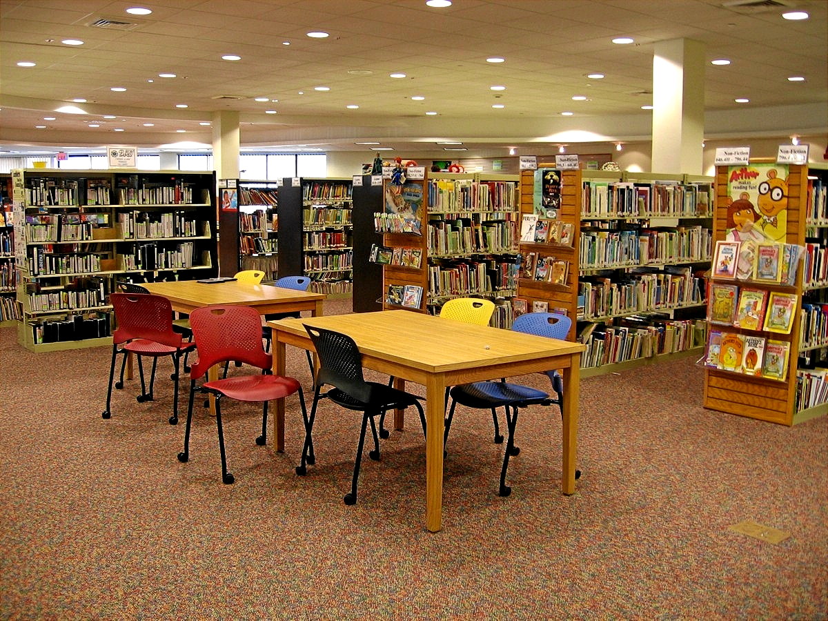 Photo: FARMINGTON - FARMINGTON LIBRARY - 24 | FARMINGTON - UNIONVILLE ...