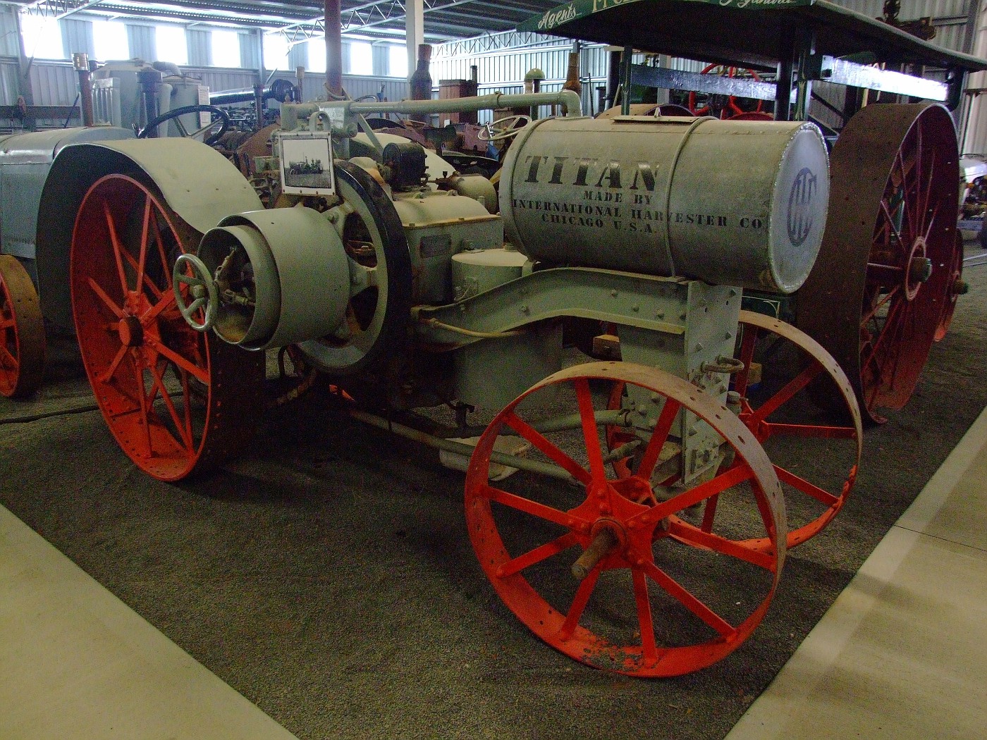 Photo: Titan Tractor - International Harvester | Gilgandra Rural Museum ...