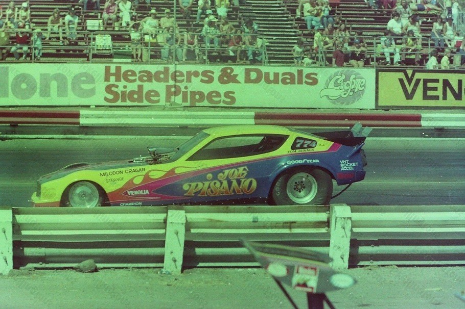 Photo: JOE PISANO (2) | VINTAGE FUNNY CARS III album | LOUD-PEDAL ...