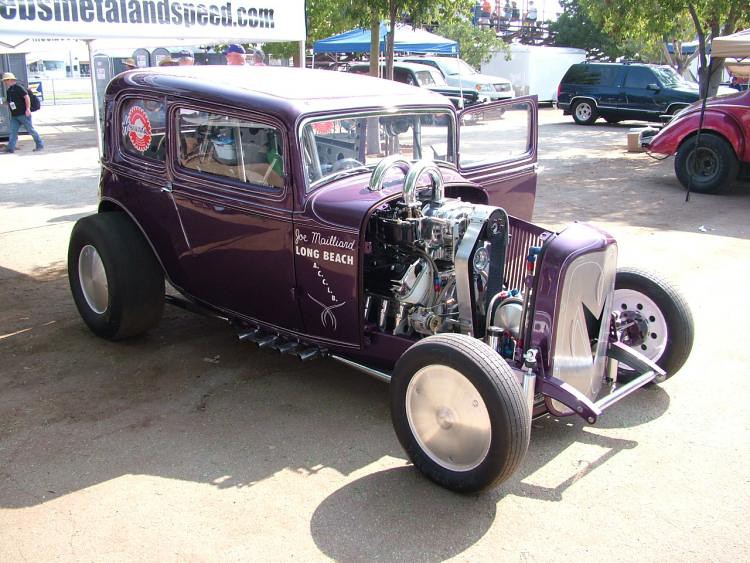 Photo: Vulcan's Vicky (4) | VULCANS 32 FORD VICKY album | LOUD-PEDAL ...