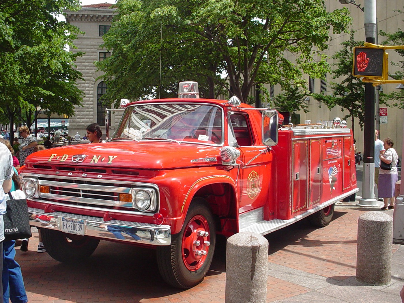 NYPD Museum Show 2005 - Vol 2 album | copcar dot com | Fotki.com, photo ...