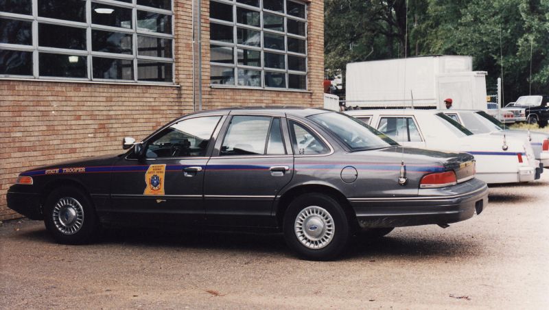 copcar dot com - The home of the American Police Car - Photo Archives