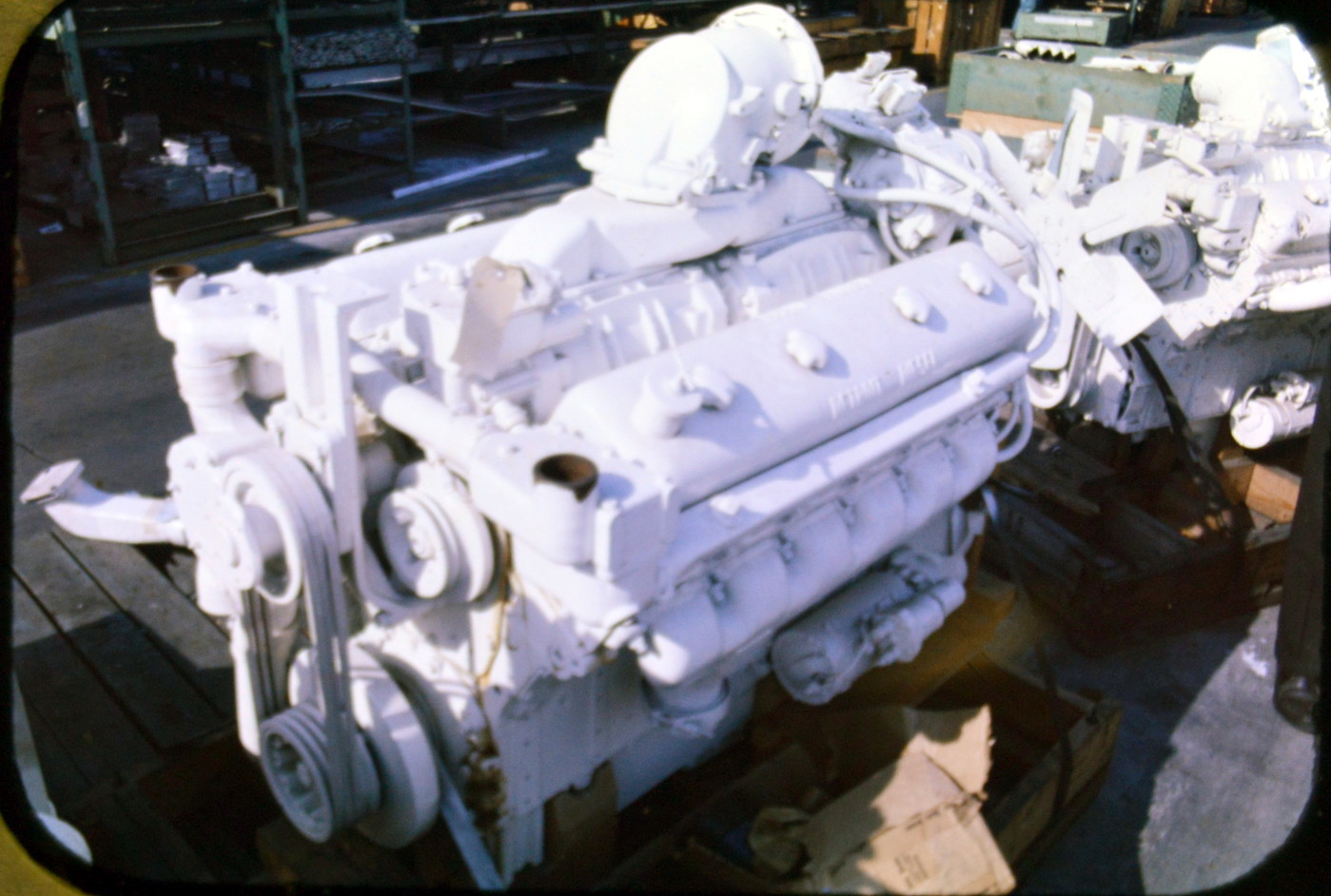 Photo: DSC 5556A 12v71 in white at Peterbilt Newark | Engines of Color ...