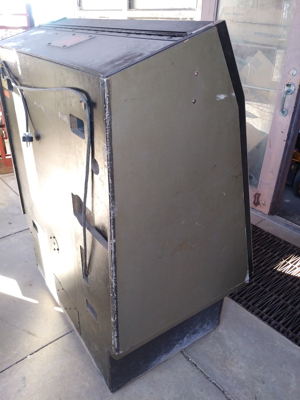 Photo: RoweR85-1007186e | 1981 Rowe/AMI R-85 Jukebox - S/N 1007186 ...