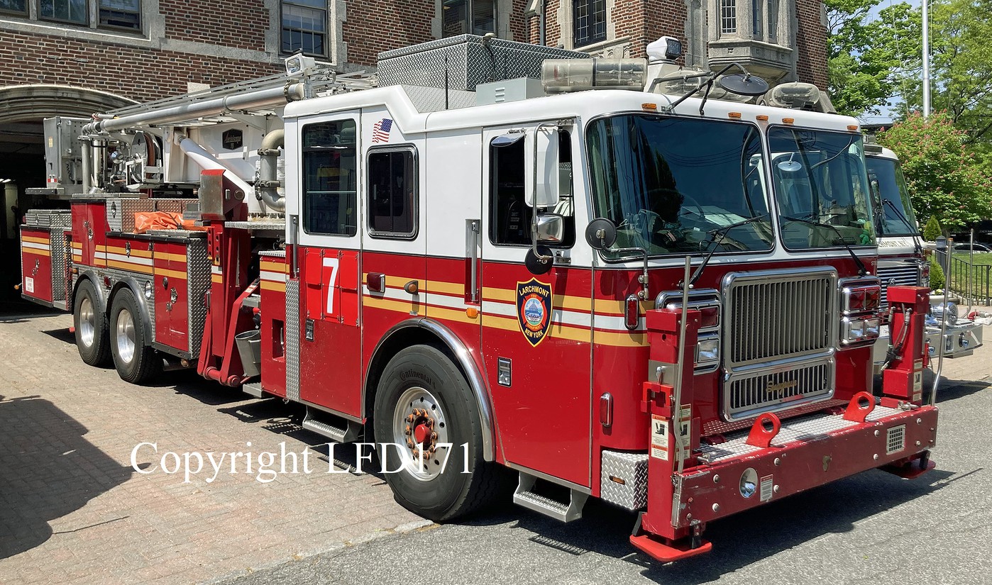 Photo: Tower Ladder 7 (Acting) - RETIRED | Larchmont album ...