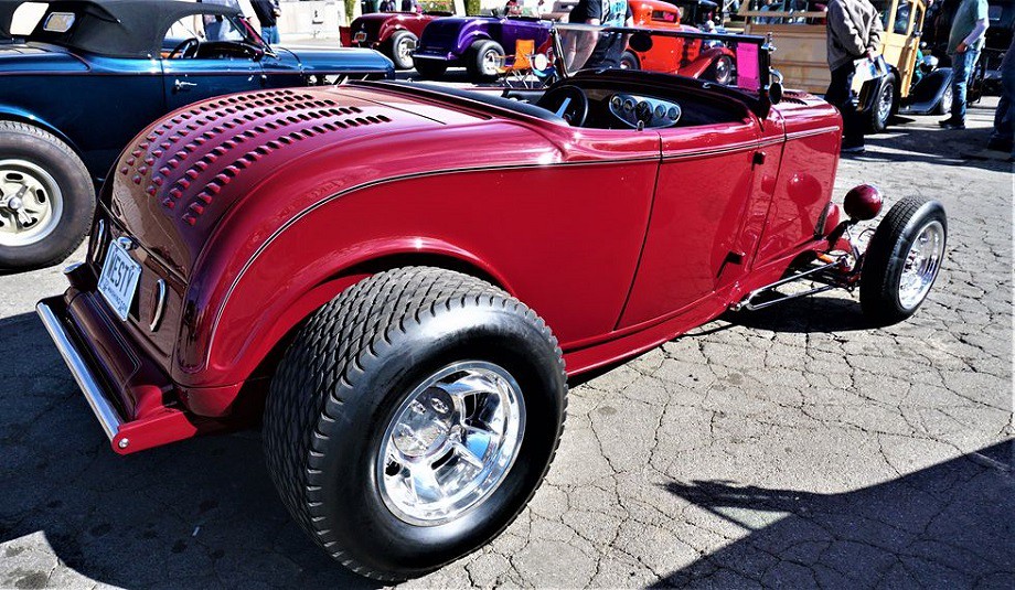 Photo: Roadster (1) | 1932 FORD'S THAT LOOK BAD ASS,JUST SITTING album ...