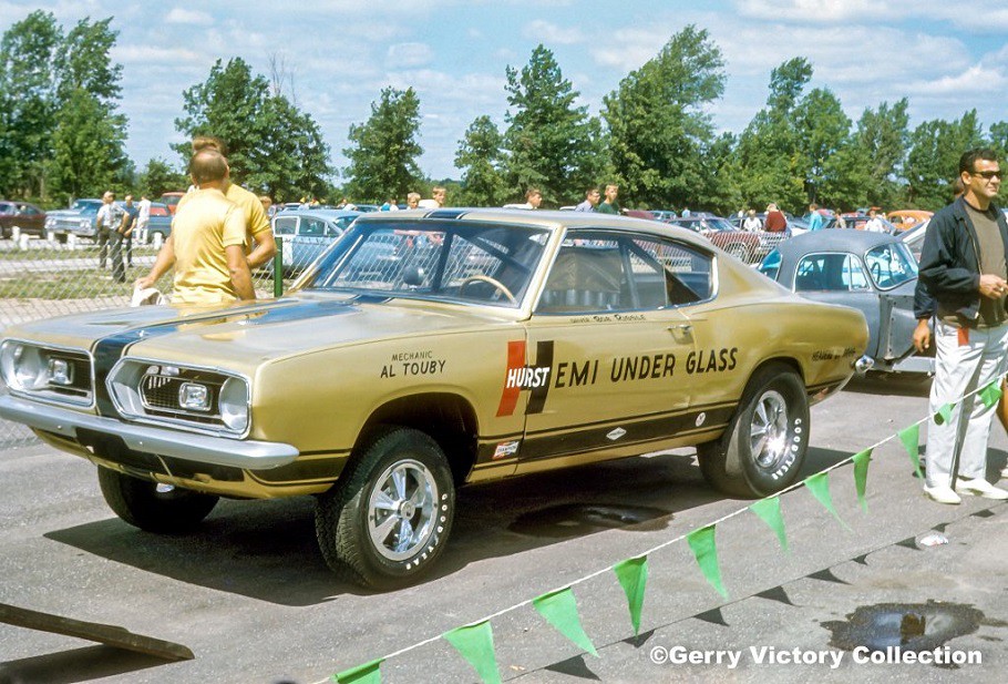 Photo: Bob Riggle Hemi Under Glass (4) | WHEELSTANDERS & EXHIBITION ...
