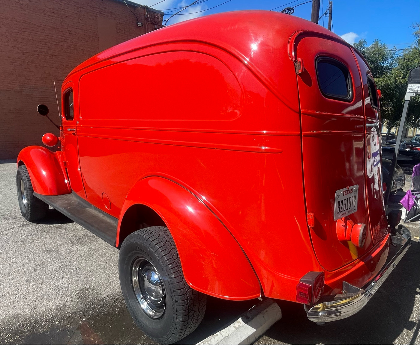 Photo: 1761447314652 | Deep Ellum Invasion 2025 album | Chuck Cady ...